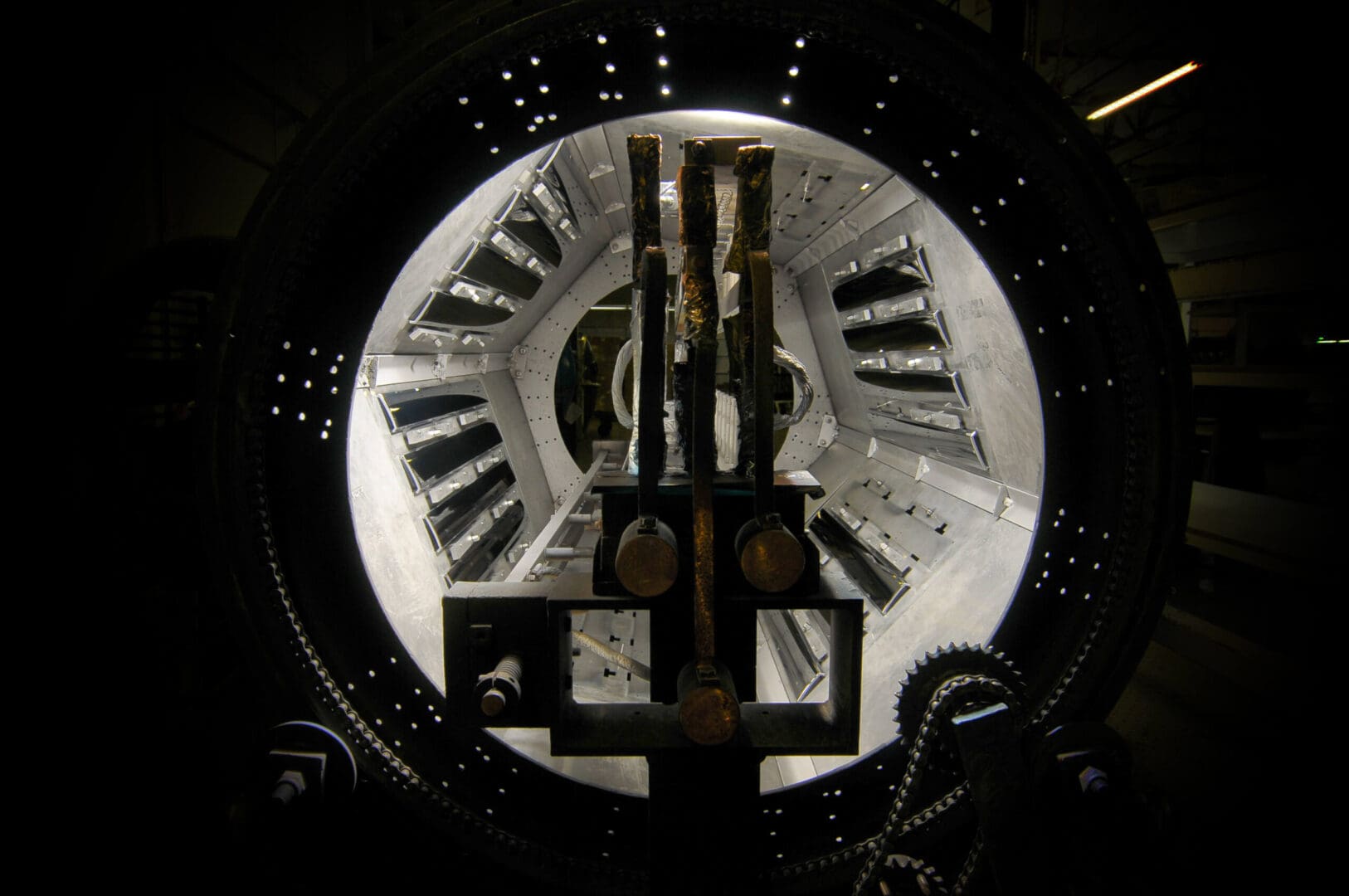 About Us - Innovative Shielding Systems Solutions - PMT